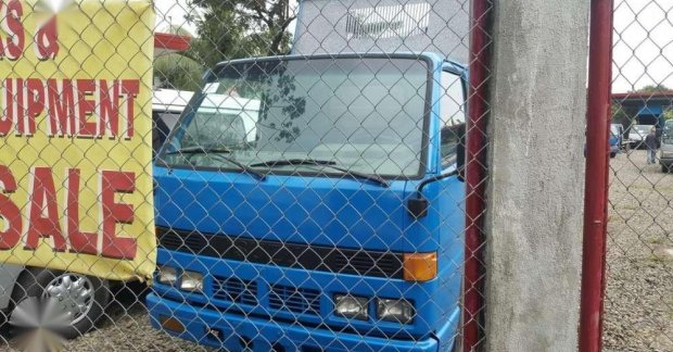Isuzu elf 4be 1 and canter 4d31