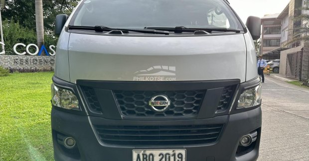 2015 Nissan NV350 Urvan 2.5 Standard 15-seater MT in Las Piñas, Metro Manila